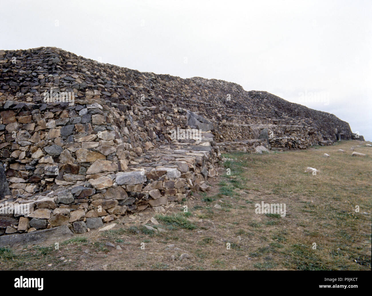 Megalithic burials hi-res stock photography and images - Alamy
