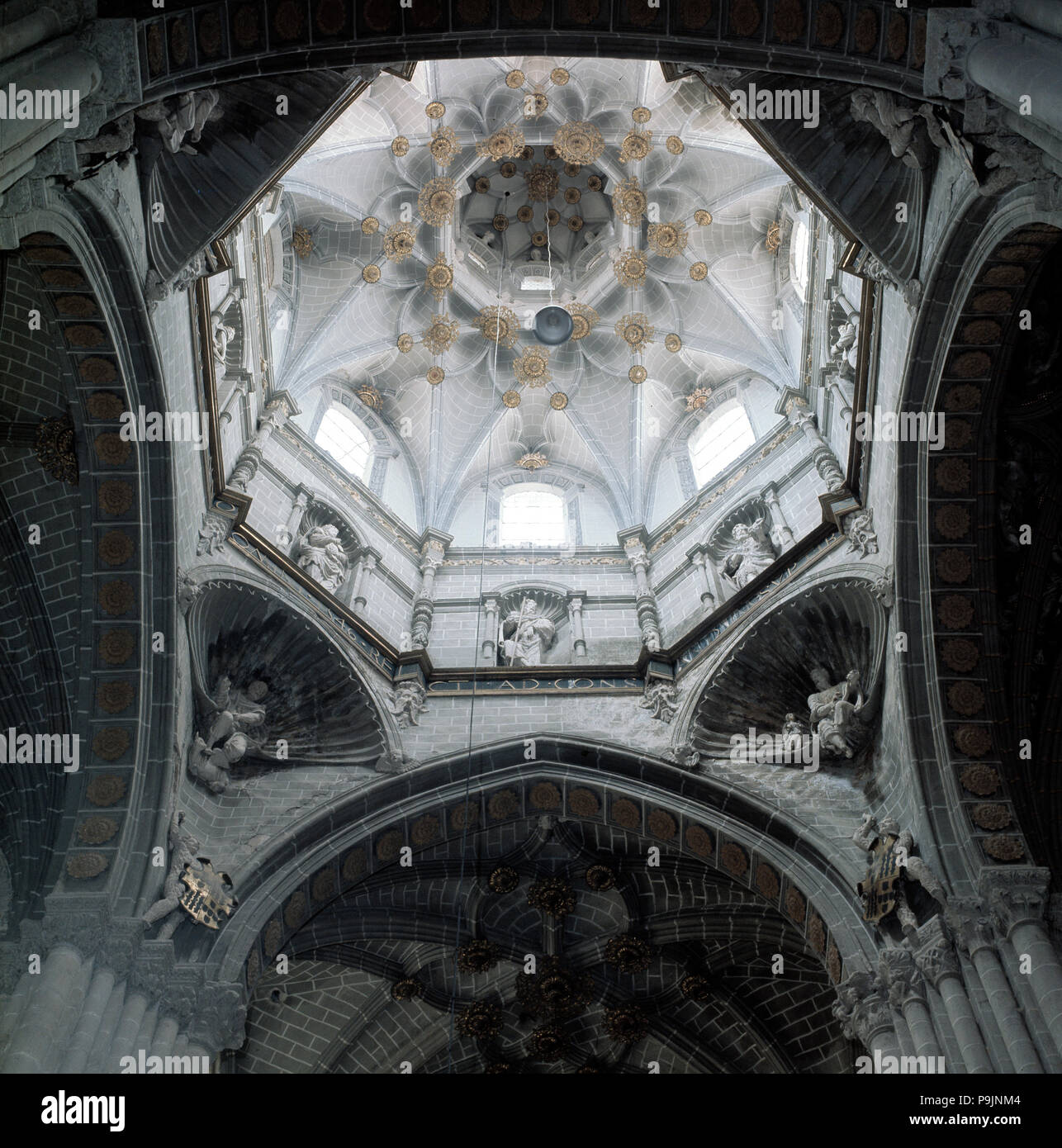 Tarazona Cathedral, inside of the cimborio Stock Photo - Alamy