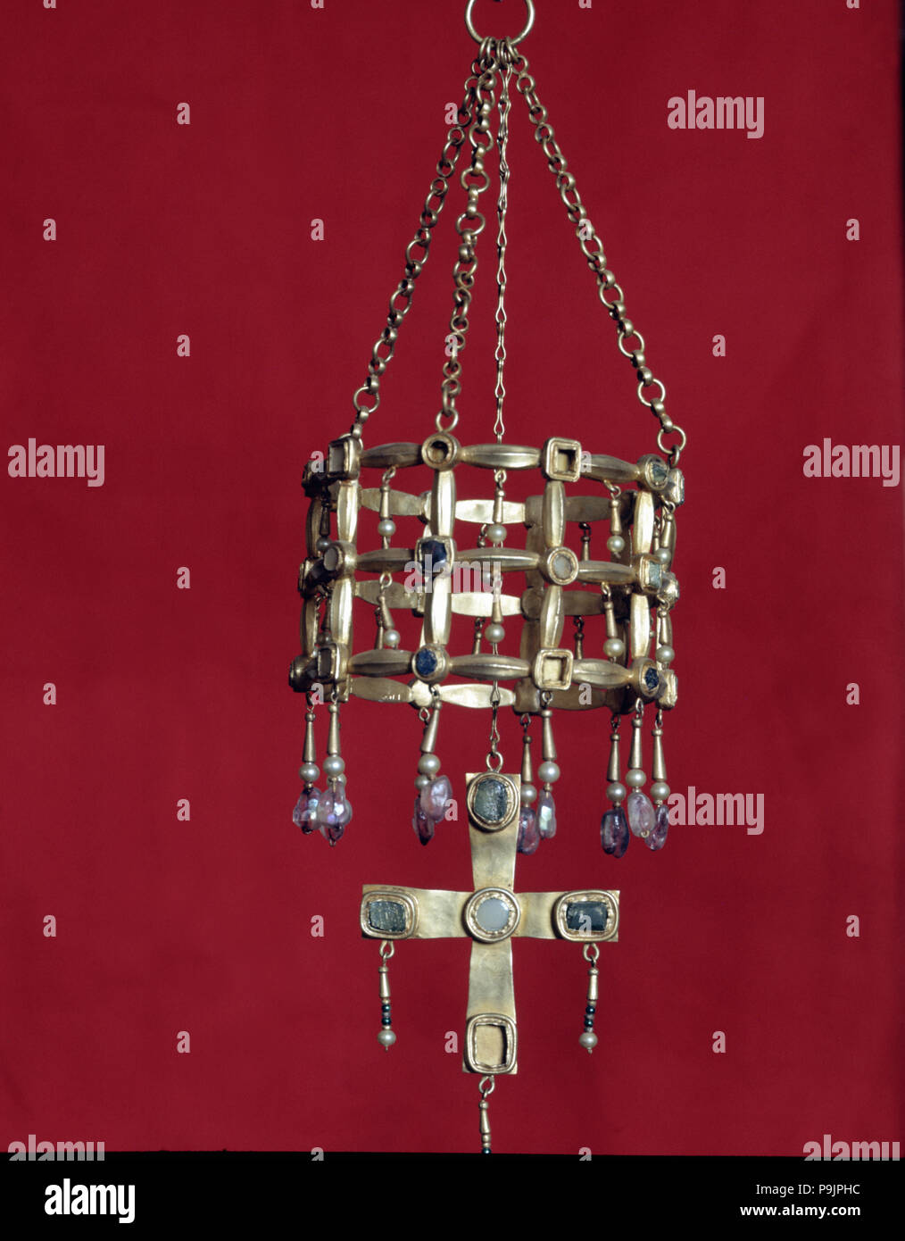 Visigothic crown hi-res stock photography and images - Alamy