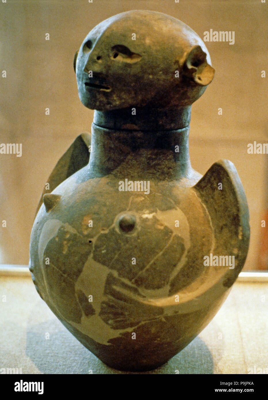 Glass Female Figure Stock Photos & Glass Female Figure Stock Images - Alamy