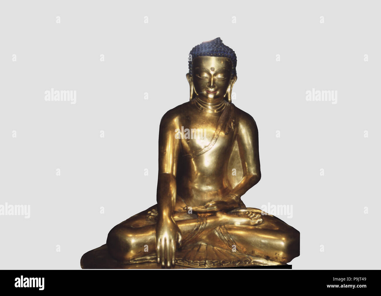 Copper buddha sculpture hi-res stock photography and images - Alamy