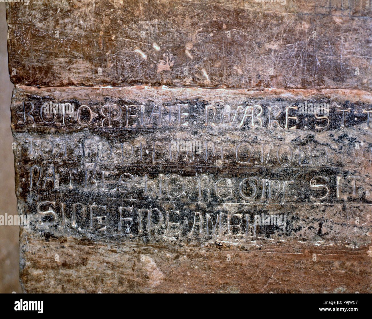 Engraved tombstone hi-res stock photography and images - Alamy