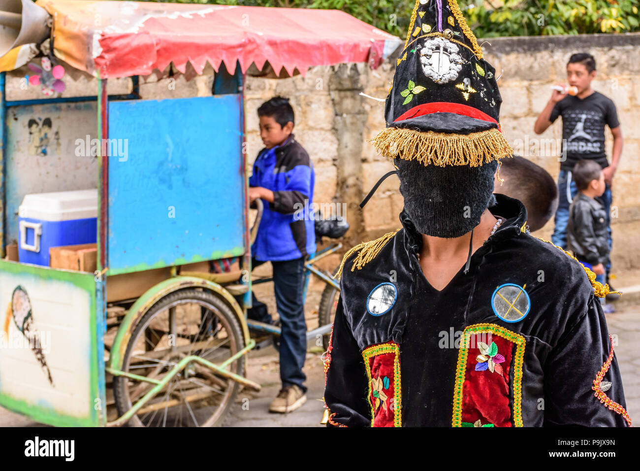 Ice dancer costume hi-res stock photography and images - Alamy