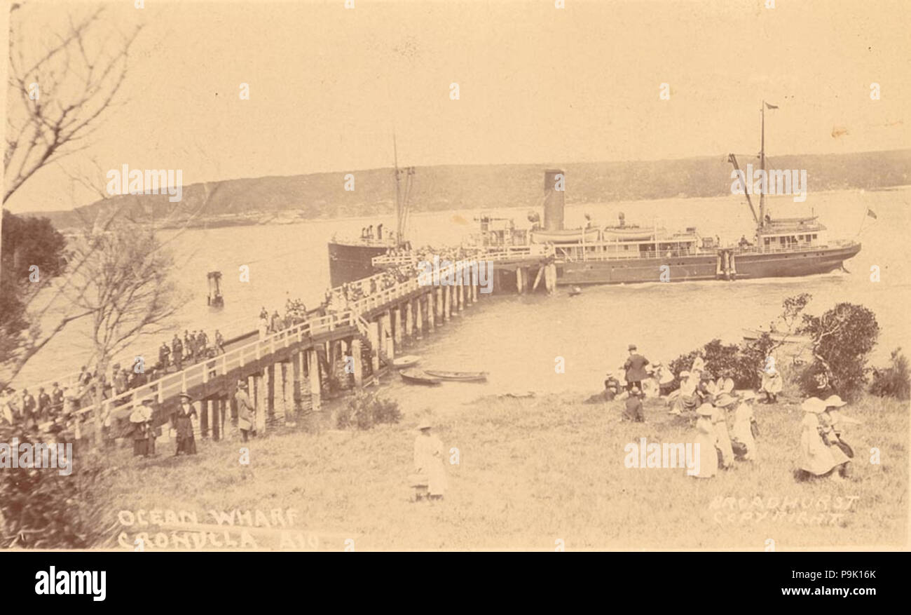 277 SLNSW 796266 Ocean Wharf Cronulla Stock Photo - Alamy