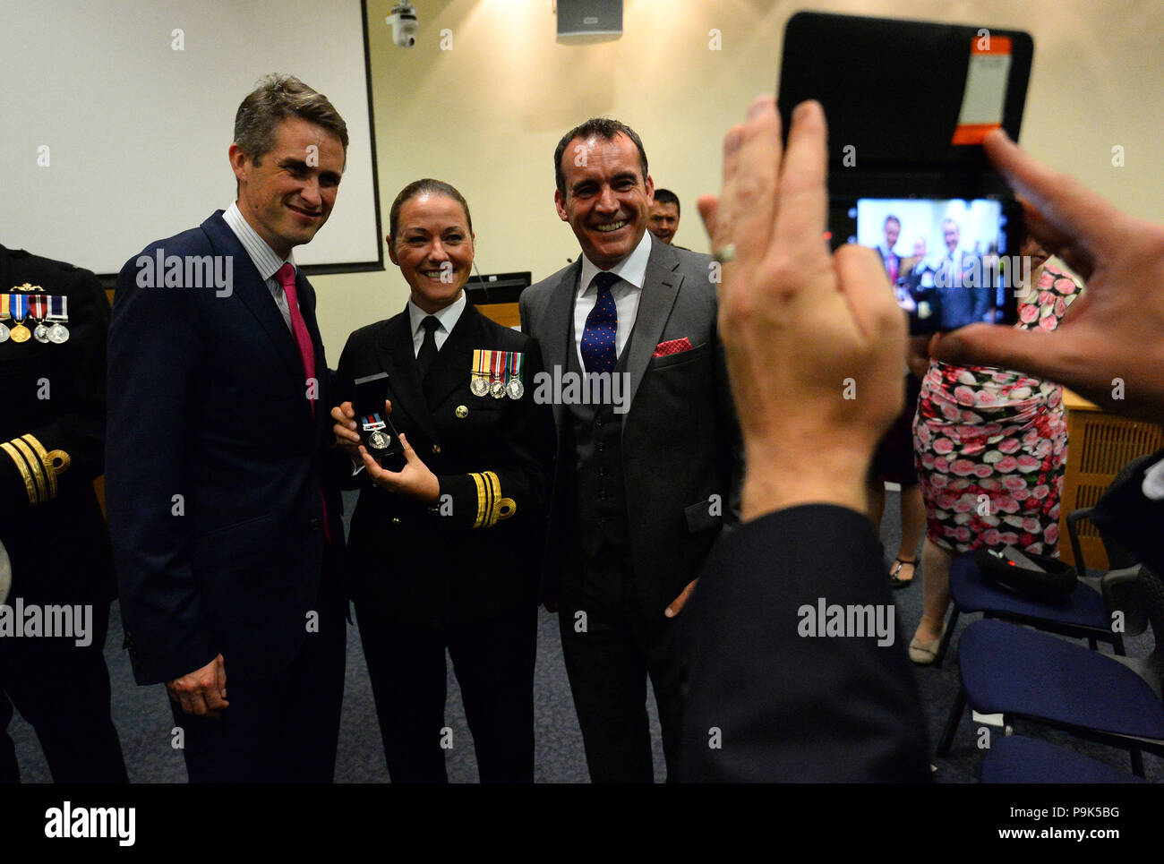 The new operation shader medals hi-res stock photography and images - Alamy