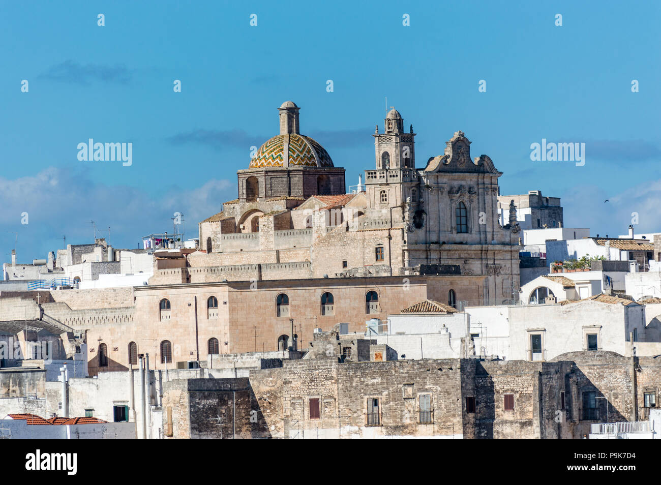 White stone churches hi-res stock photography and images - Alamy
