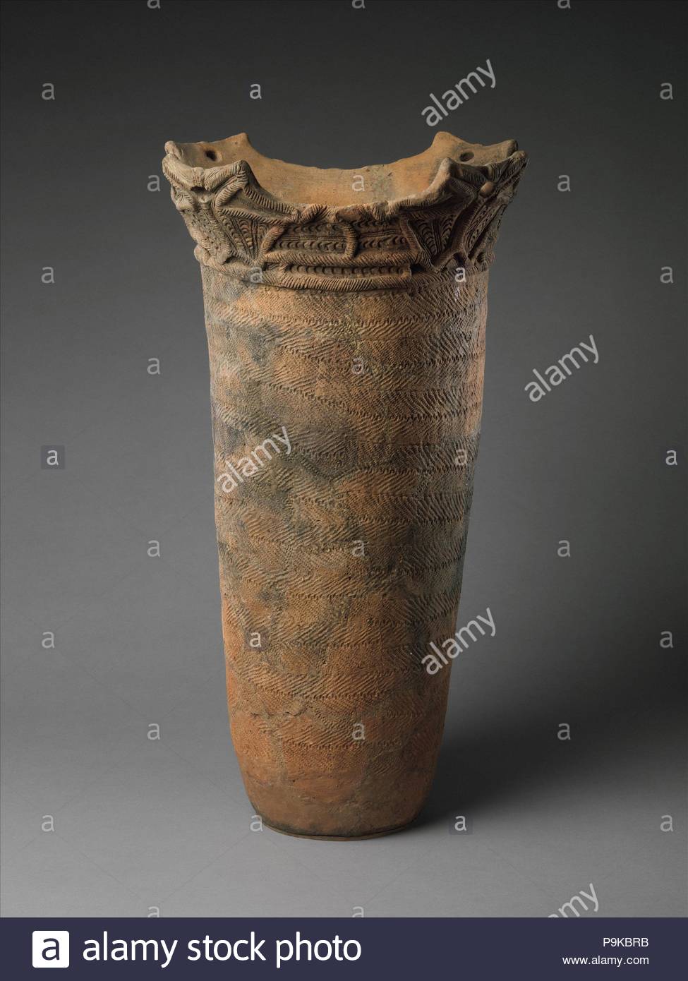 Jomon Pottery Stock Photos & Jomon Pottery Stock Images - Alamy