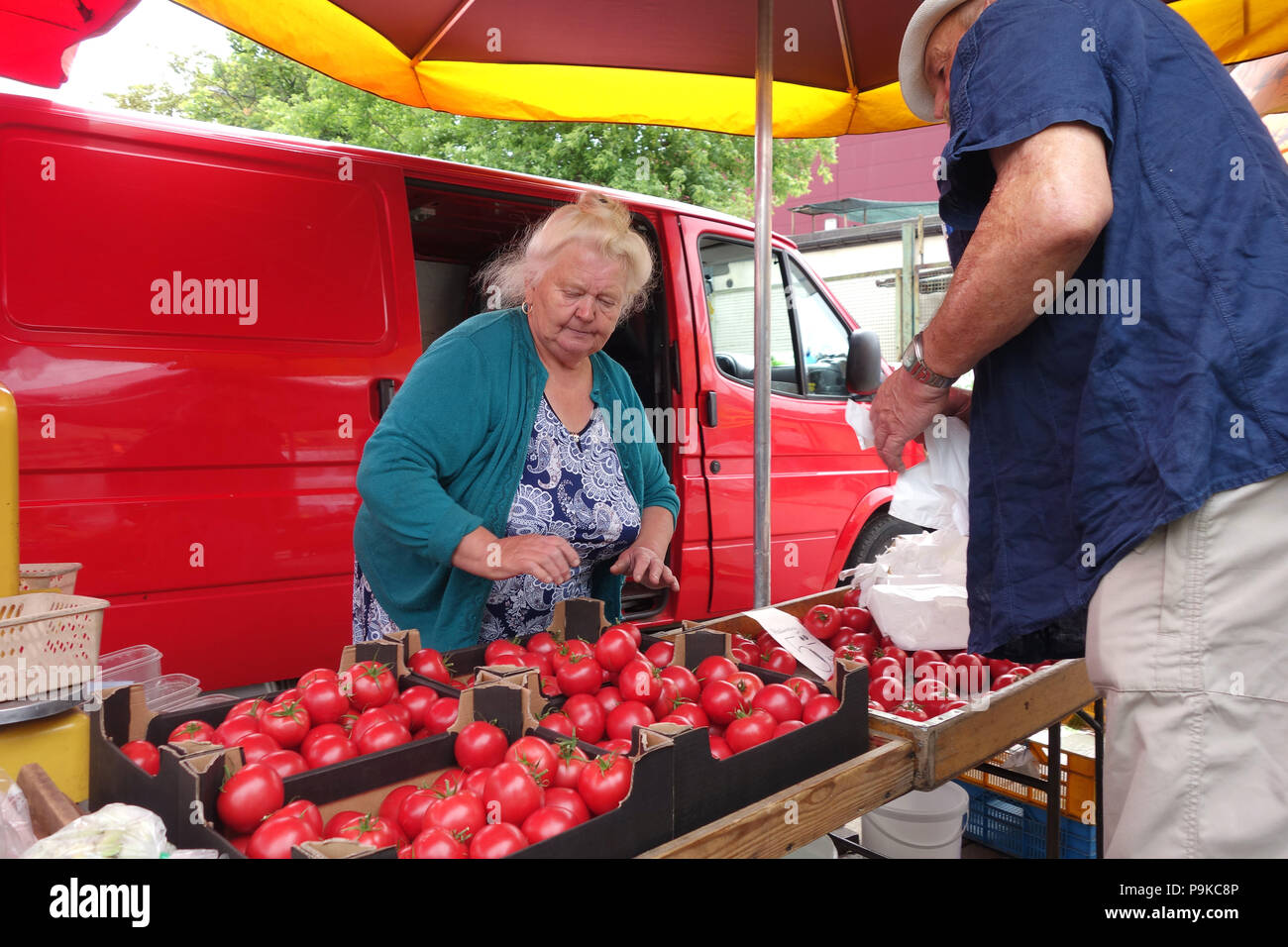 Polish market stall hi-res stock photography and images - Alamy