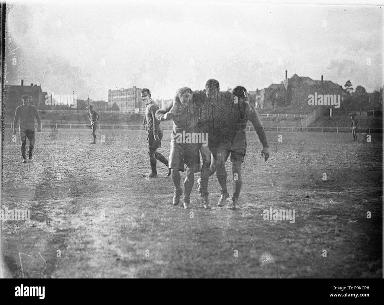 Rugby in mud hi-res stock photography and images - Alamy