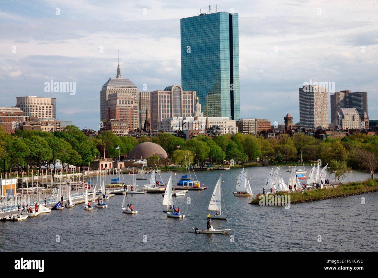 Charles river park hi-res stock photography and images - Alamy
