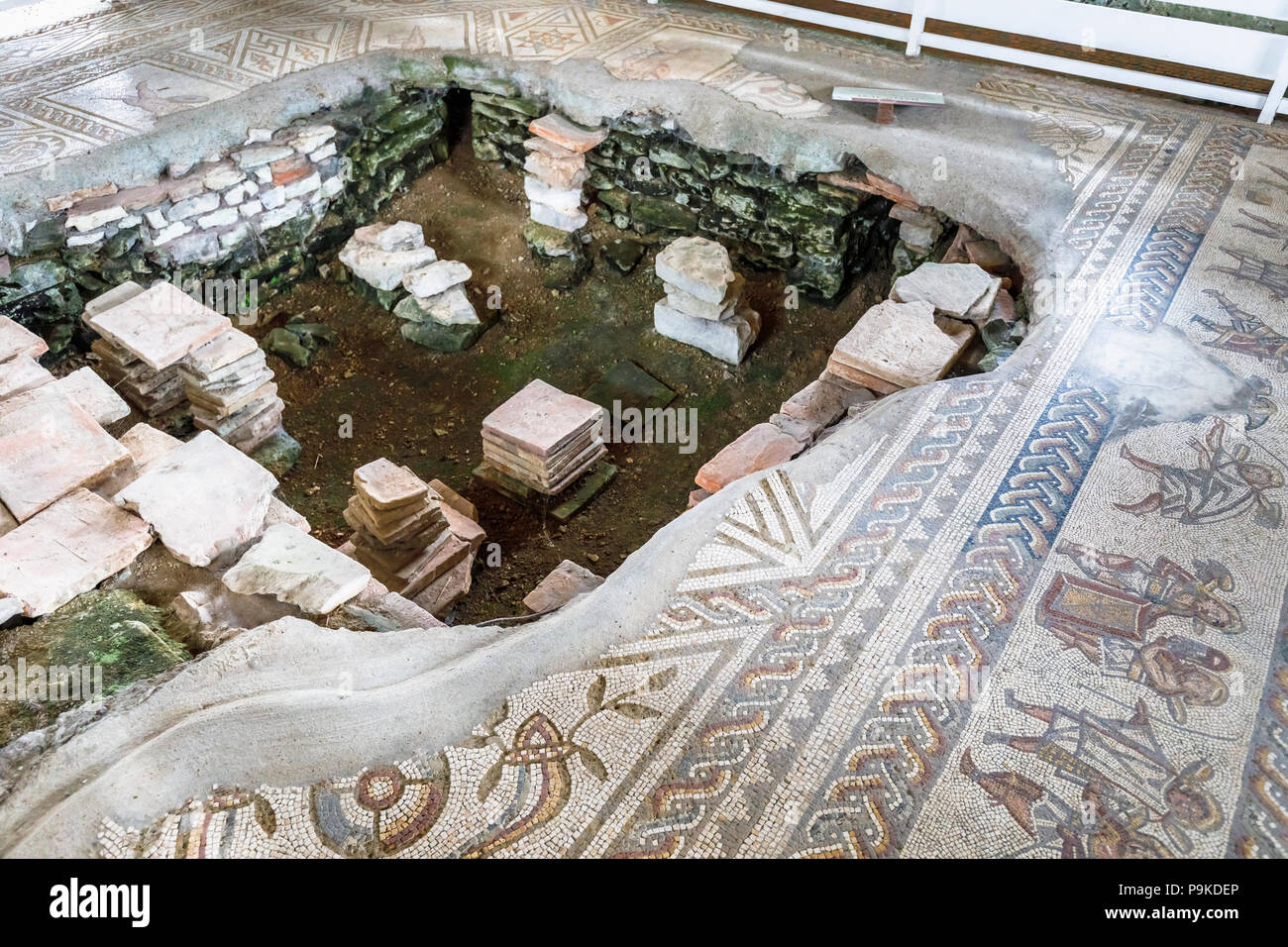 Hypocaust bignor villa hi-res stock photography and images - Alamy