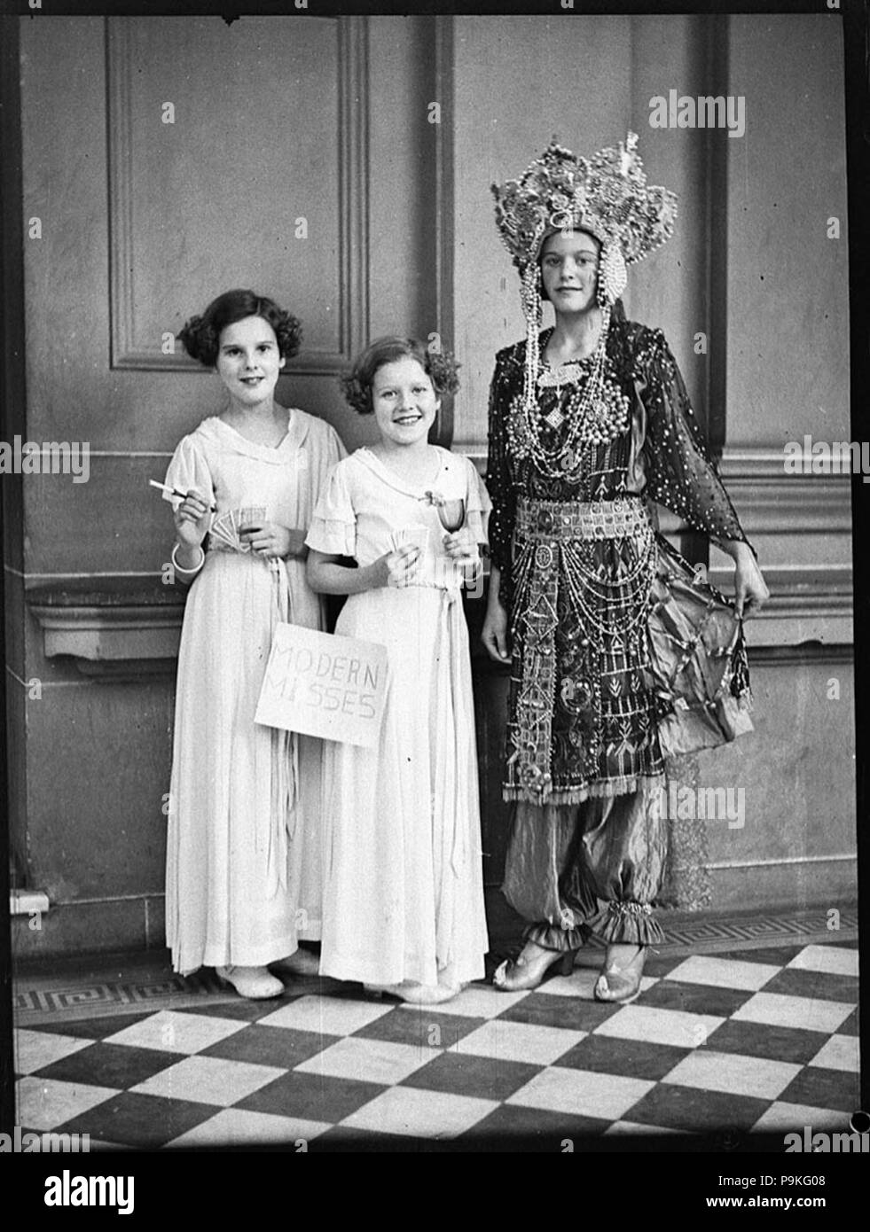 Australian red cross charity hi-res stock photography and images - Alamy