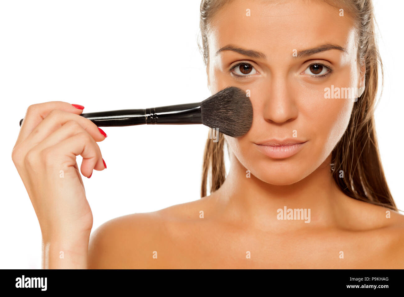 Woman beige foundation hi-res stock photography and images - Alamy
