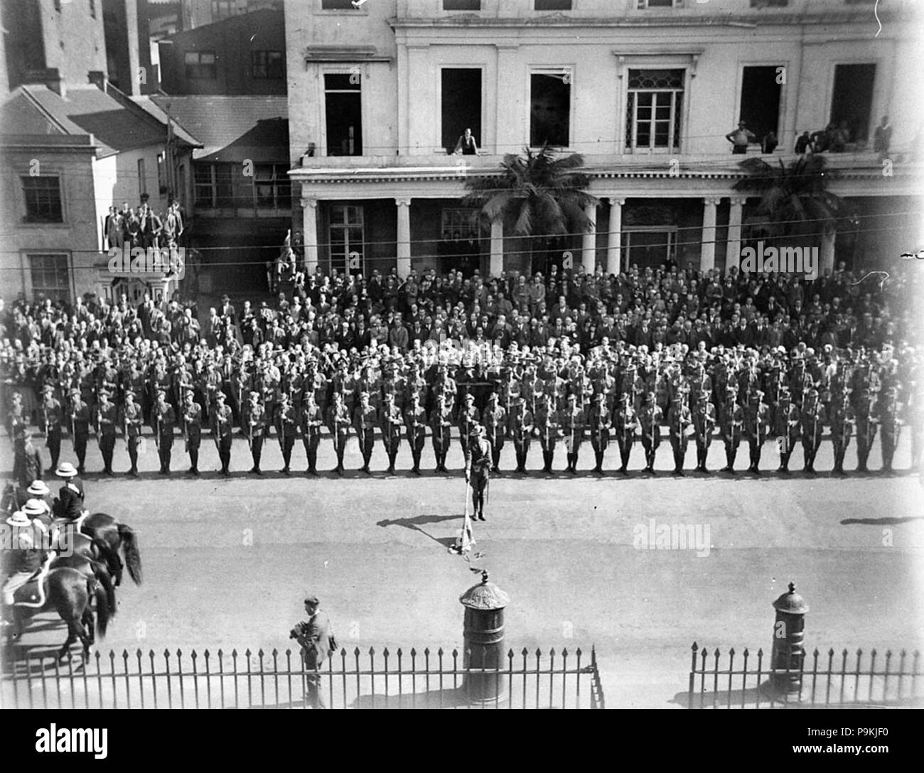 Parliament ceremonial guard Black and White Stock Photos & Images - Alamy