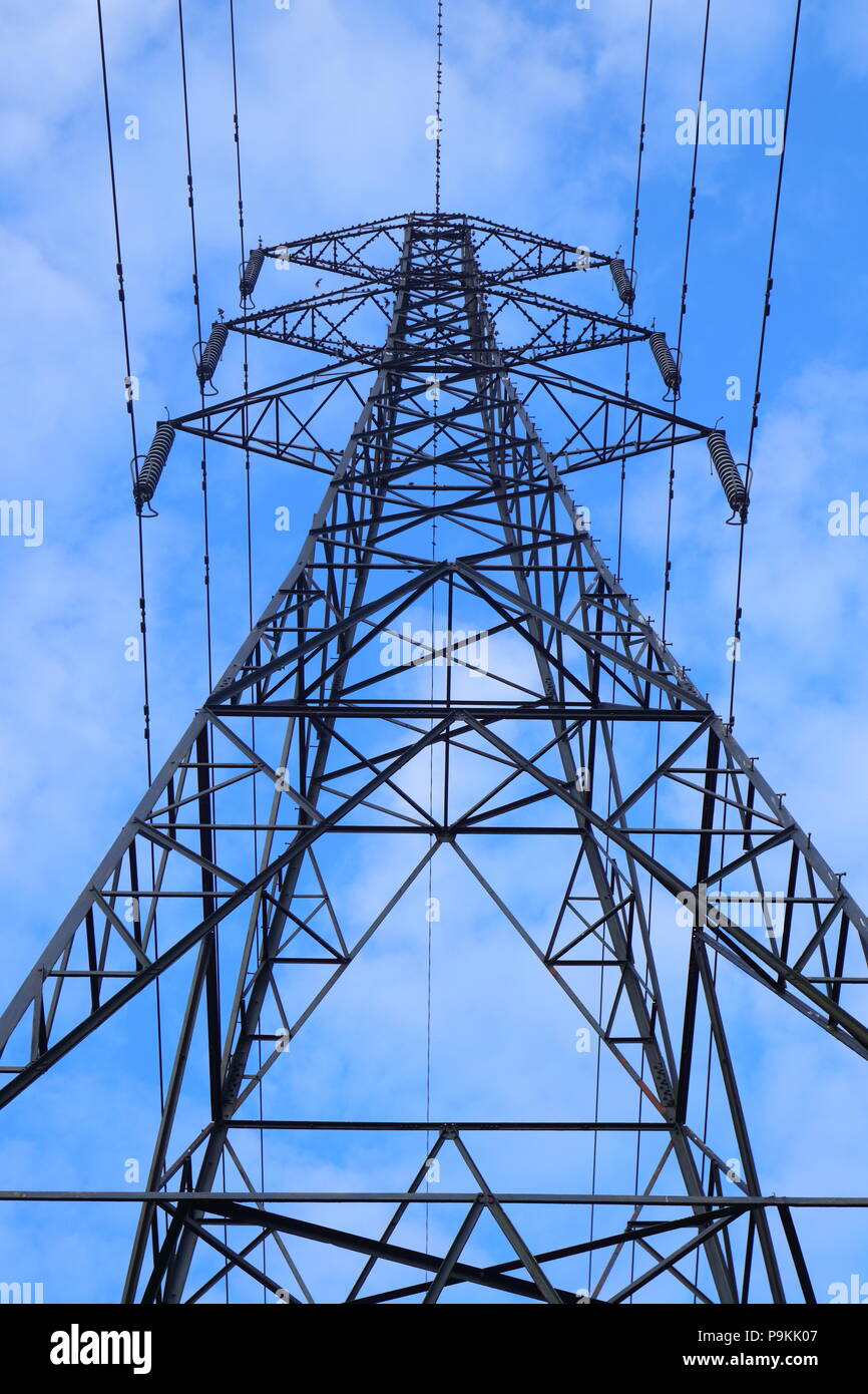 A pylon against blue skies in Swillington, Leeds Stock Photo - Alamy