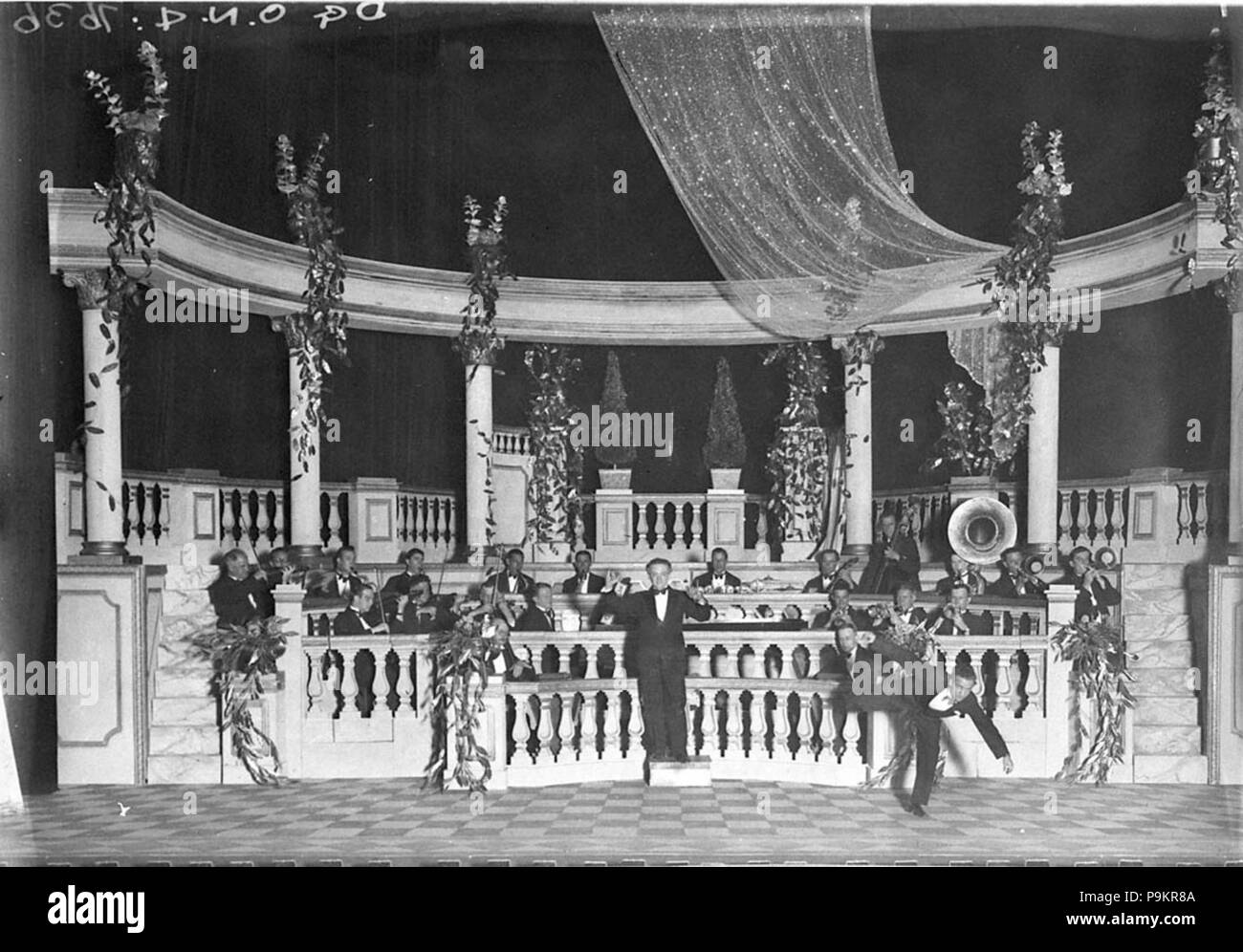 State orchestra hi-res stock photography and images - Alamy