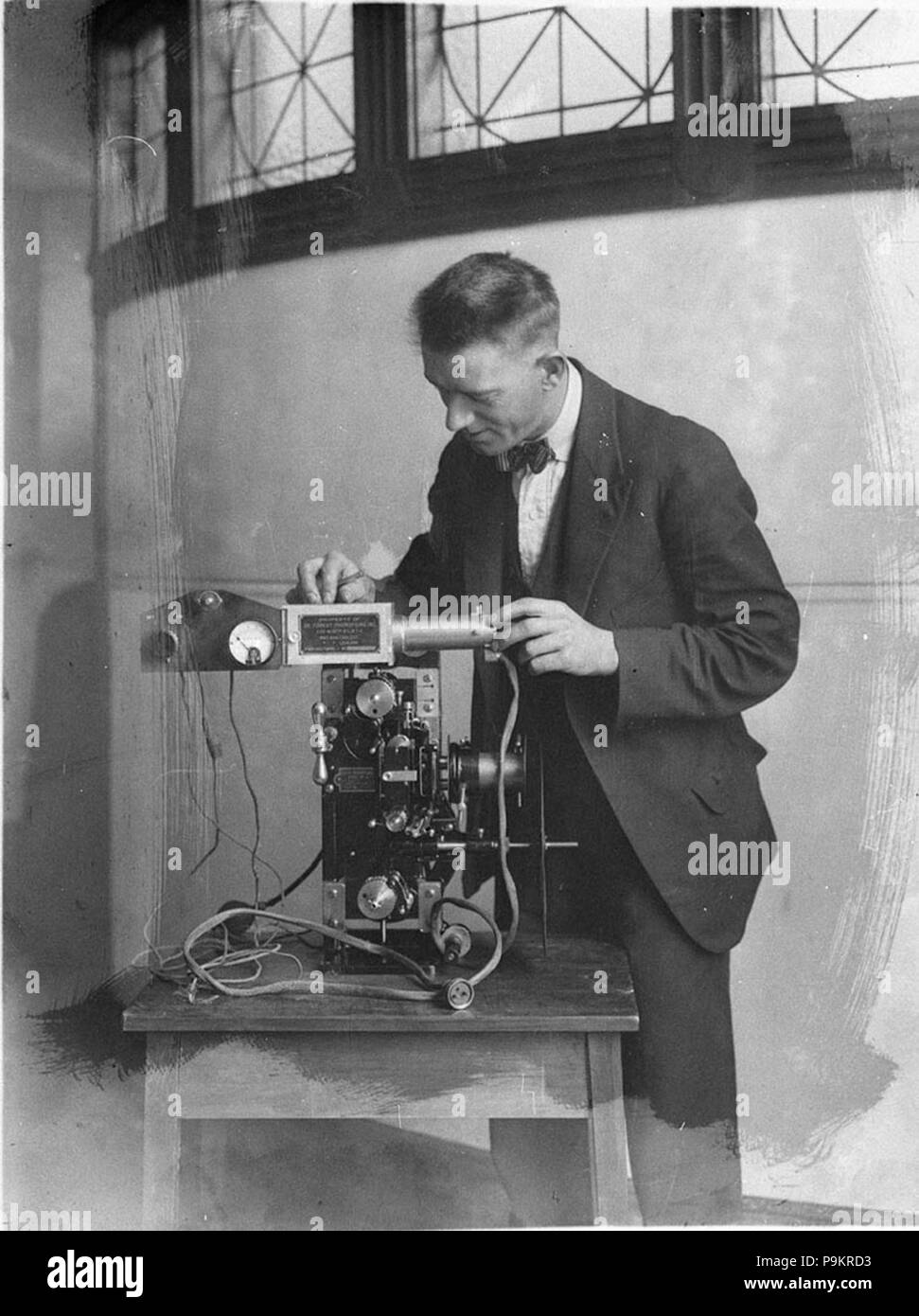 Film engineer hi-res stock photography and images - Alamy