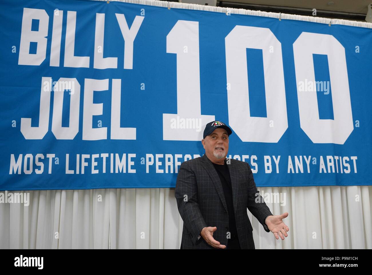 Billy joel 2018 new york hi-res stock photography and images - Alamy
