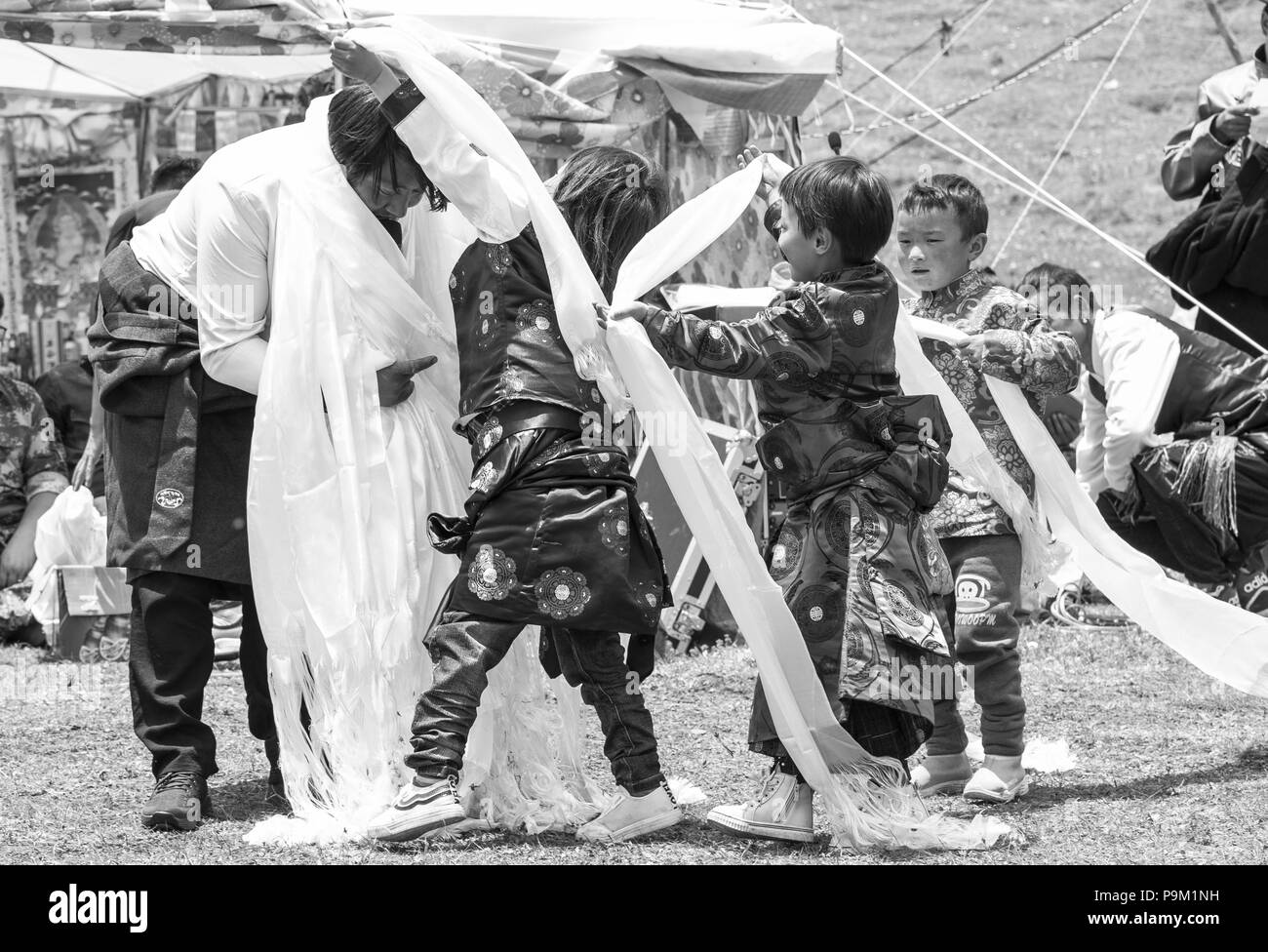 Aba, Aba, China. 19th July, 2018. Aba, CHINA-Local people celebrate ...