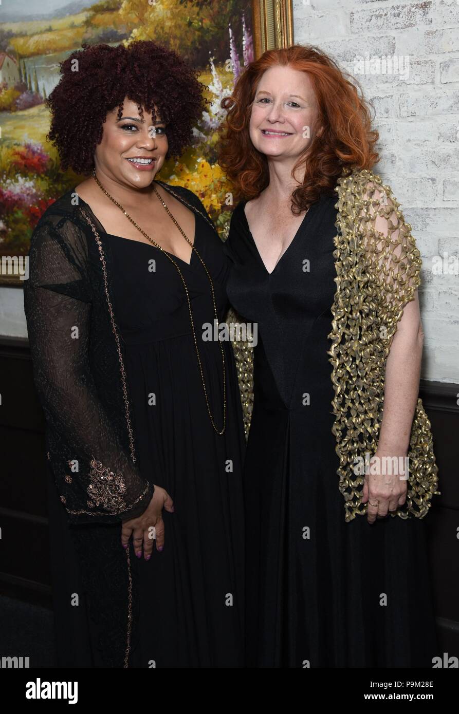 Karen finley hi-res stock photography and images - Alamy