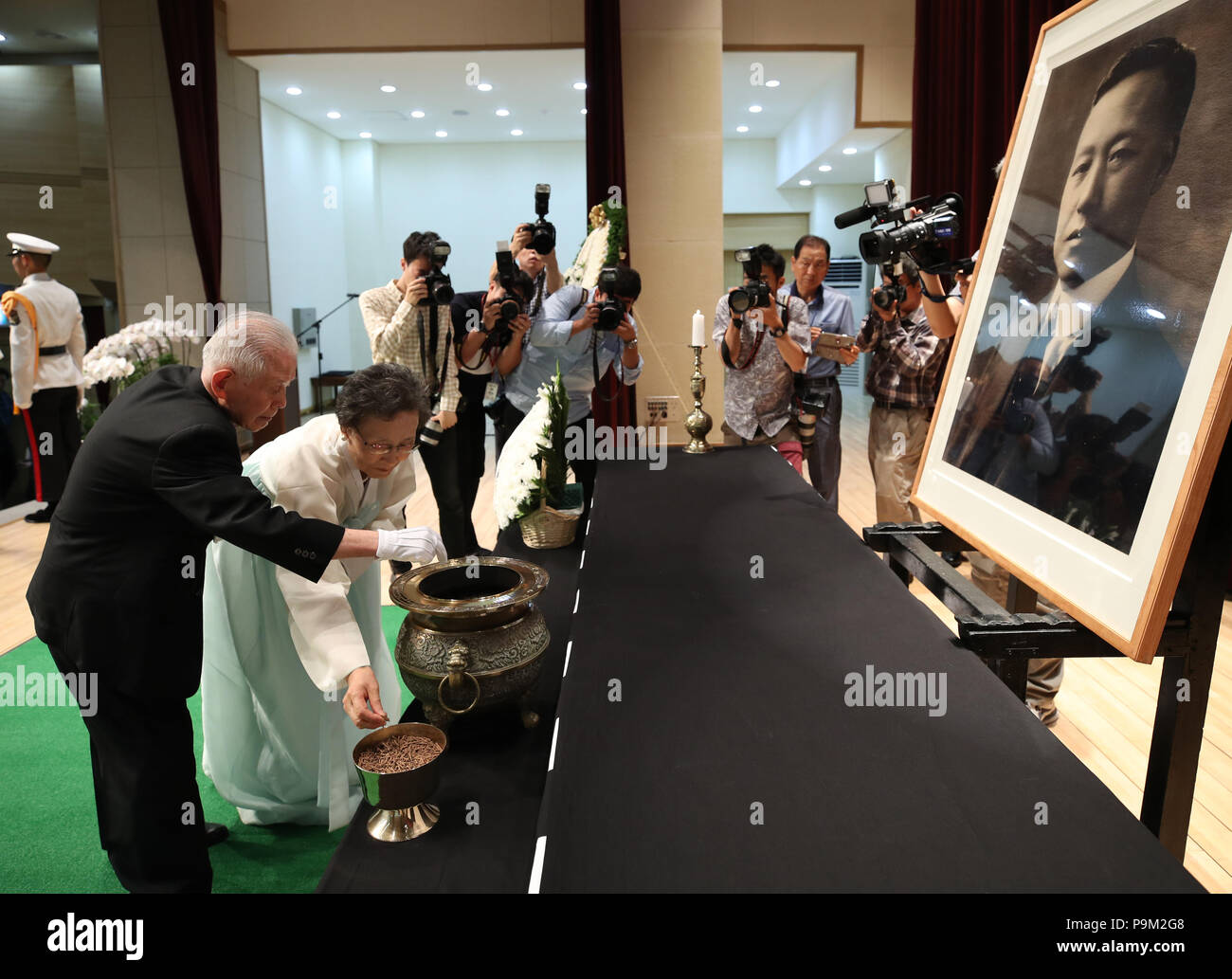 19th July, 2018. S. Korea's first president remembered Rhee In-soo (L ...