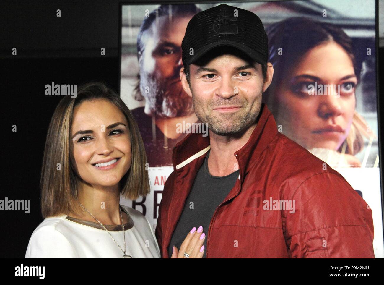 Daniel gillies and rachel leigh cook hi-res stock photography and ...