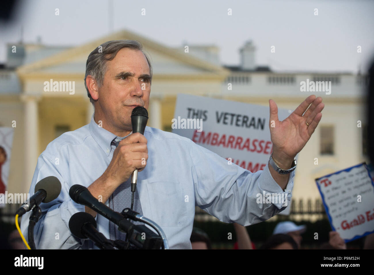 Washington DC, USA. 18th July, 2018. Congressmen and Senators speak in ...