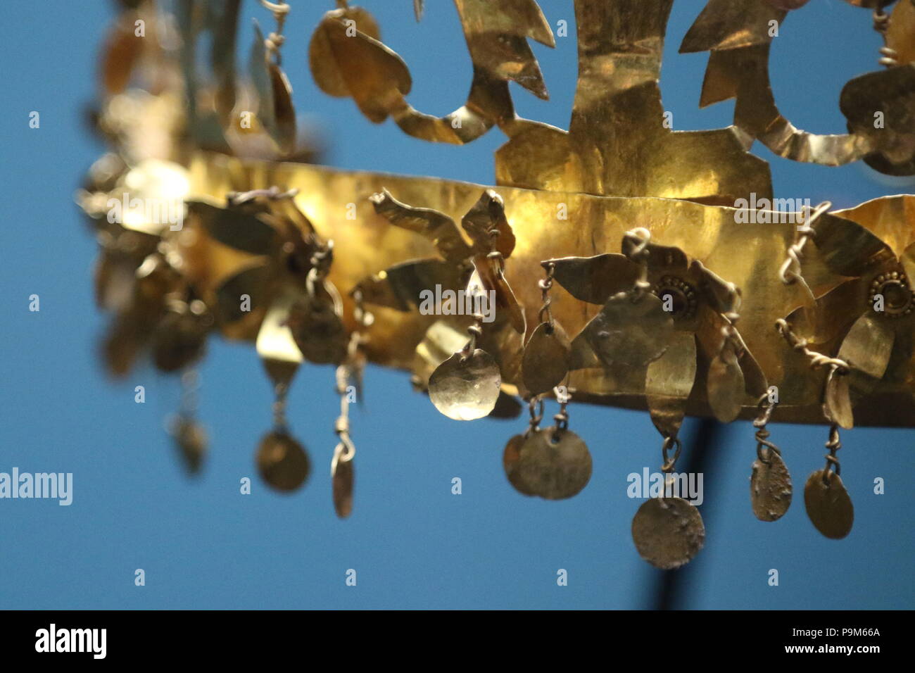 287 antiques hi-res stock photography and images - Alamy