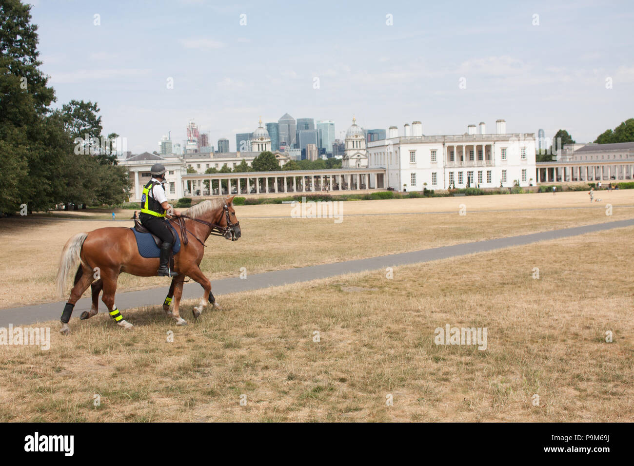 Royal parks police hi-res stock photography and images - Alamy