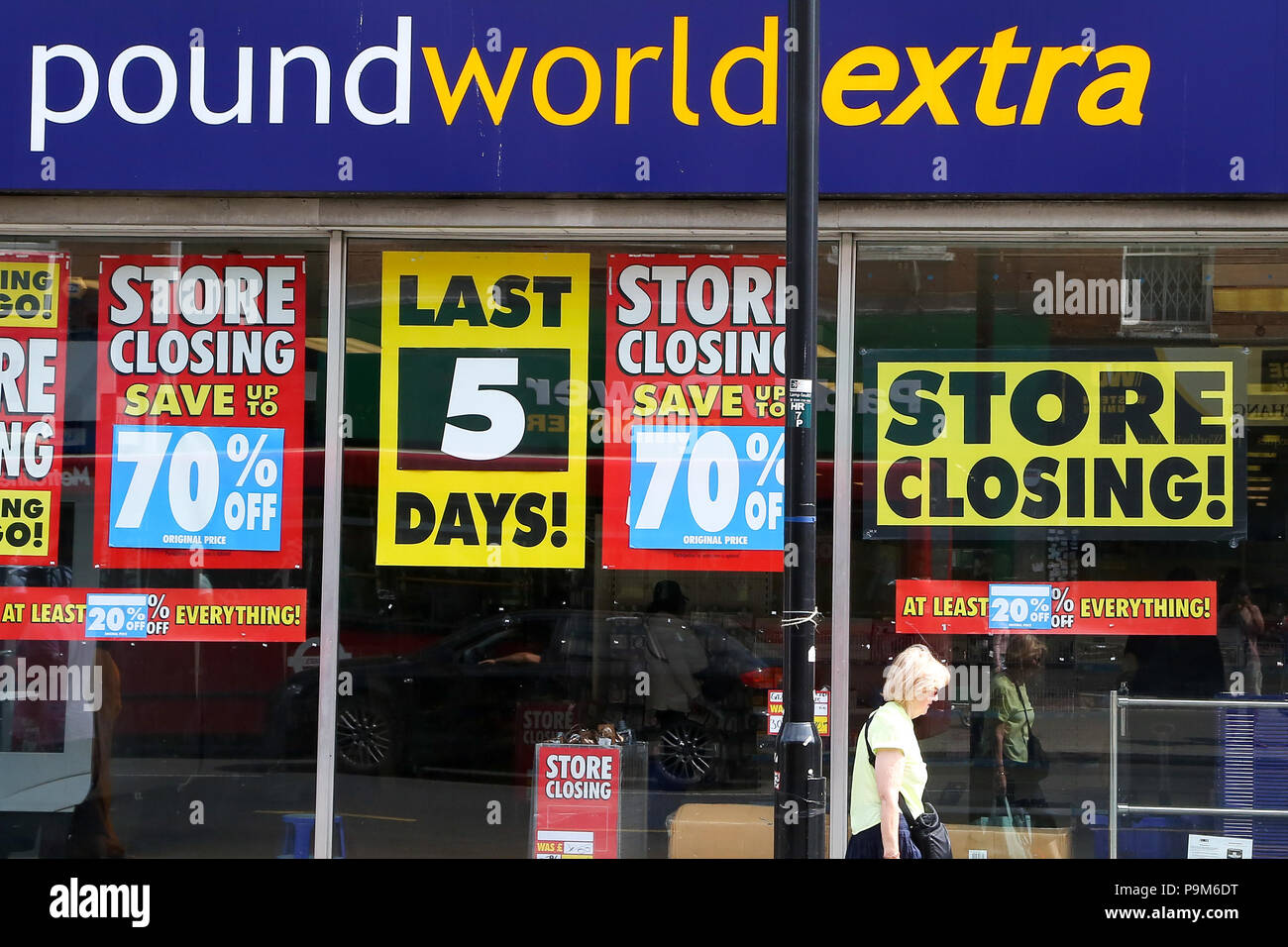 Poundworld closing down hi-res stock photography and images - Alamy
