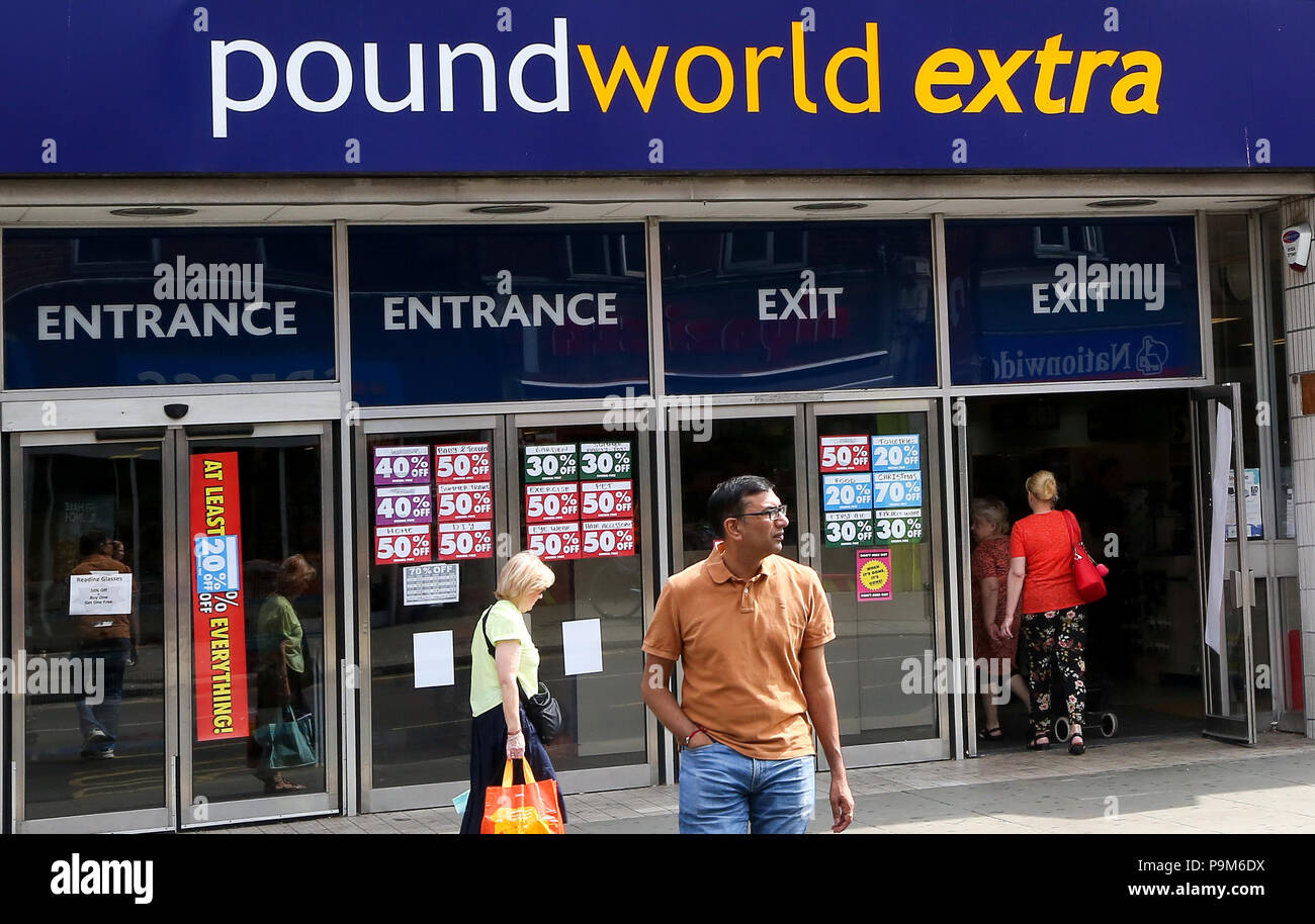 Poundworld closing in 5 days hi-res stock photography and images - Alamy