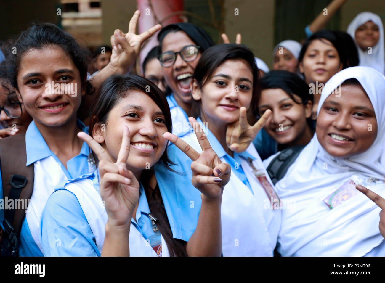 Hsc result hi-res stock photography and images - Alamy