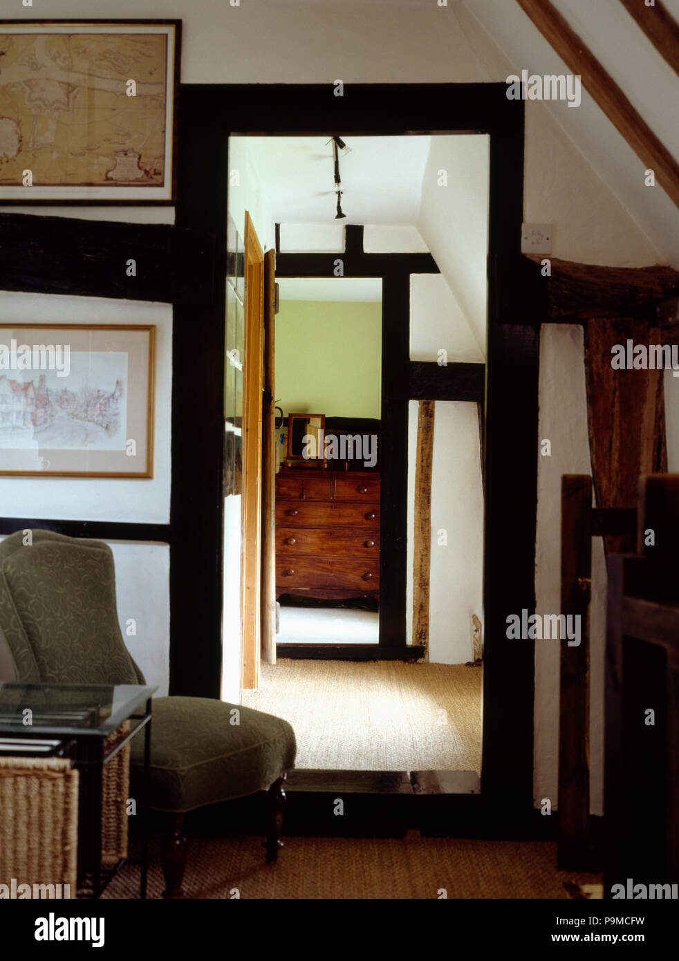 Cottage interiors landings hi-res stock photography and images - Alamy