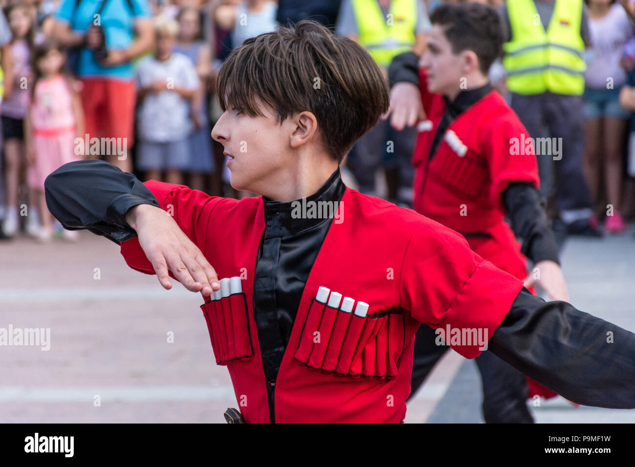 Georgian men costume hi-res stock photography and images - Alamy