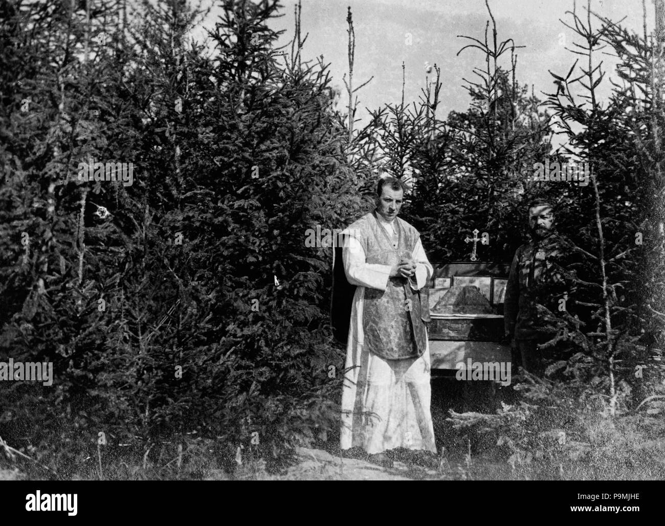 Soldier priest hi-res stock photography and images - Alamy