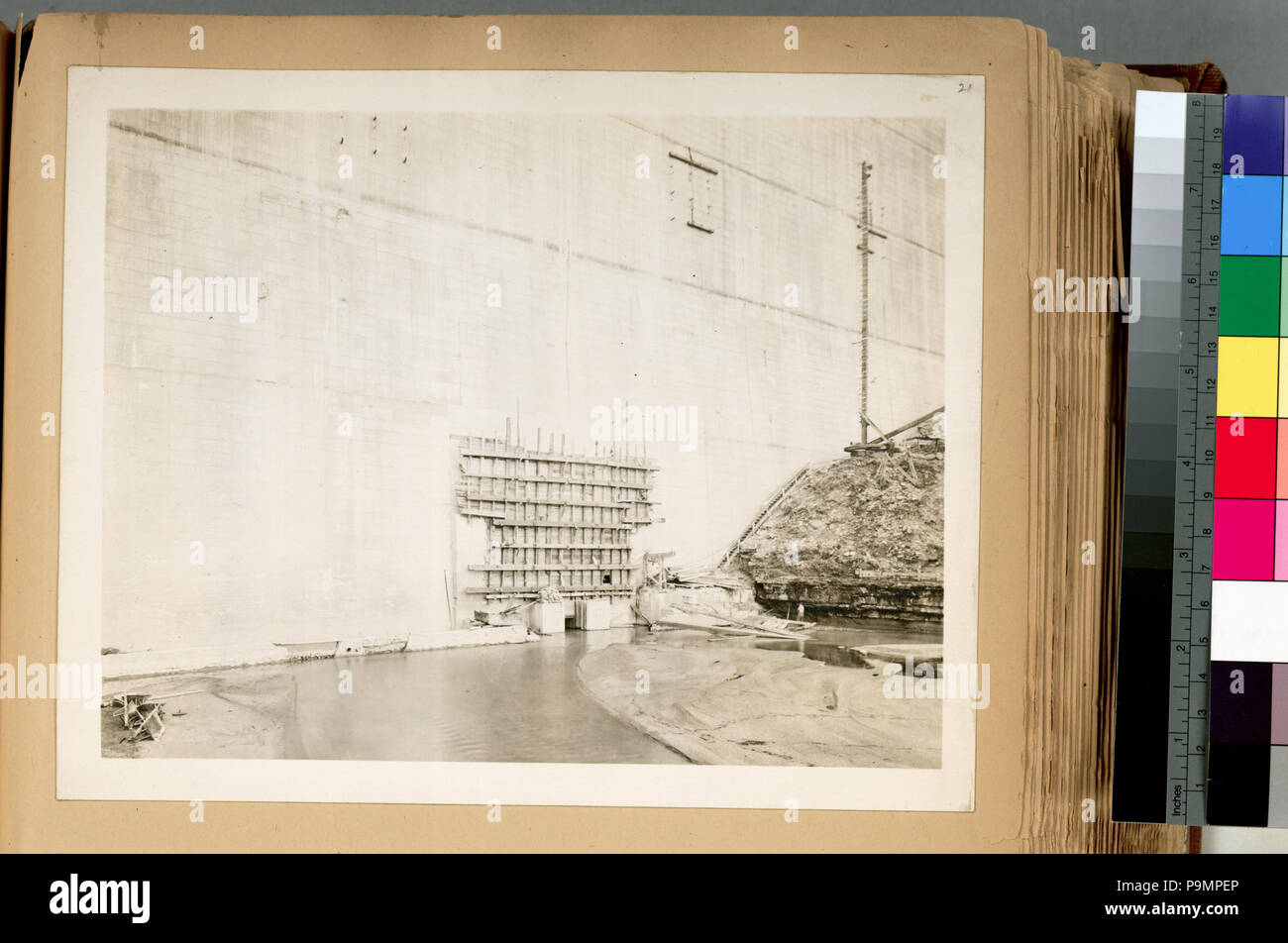 Forms flow hi-res stock photography and images - Alamy