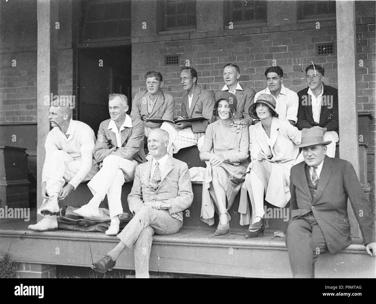 Group cricketers hi-res stock photography and images - Alamy