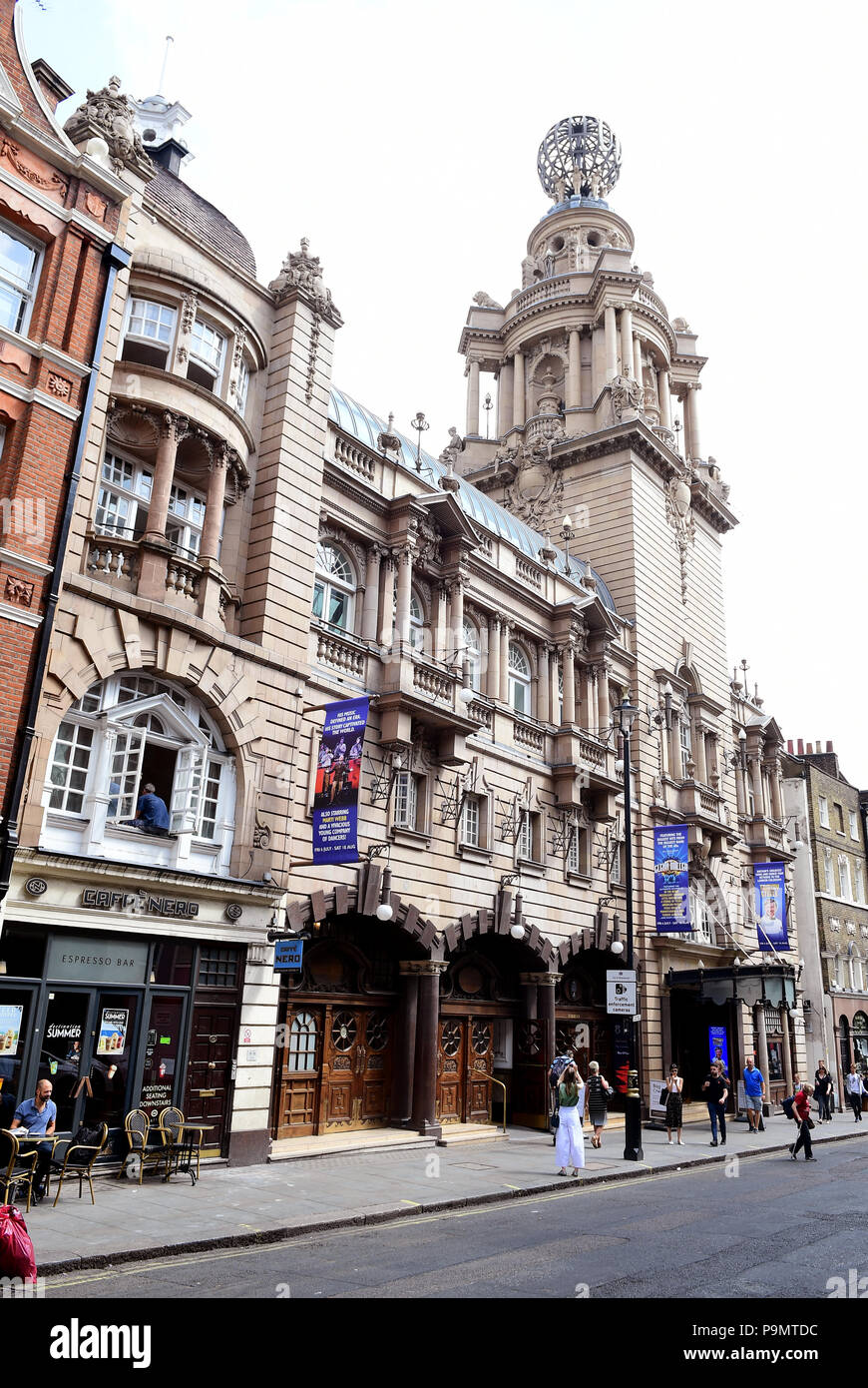 London coliseum building hi-res stock photography and images - Alamy