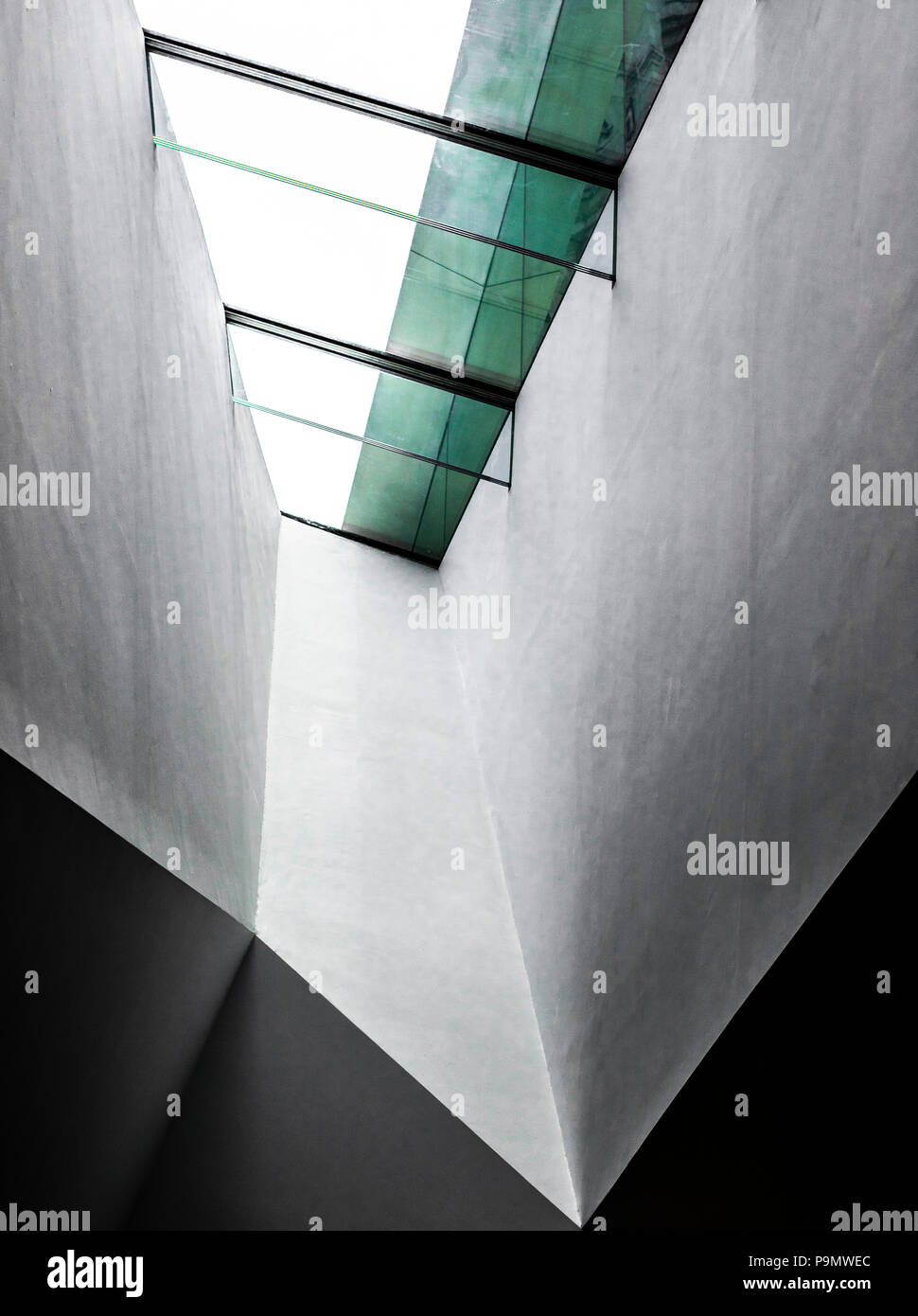 London skylight detail hi-res stock photography and images - Alamy