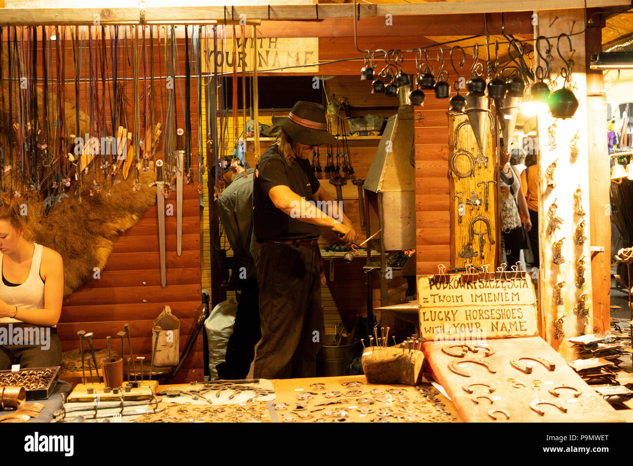 Handy craft hi-res stock photography and images - Alamy