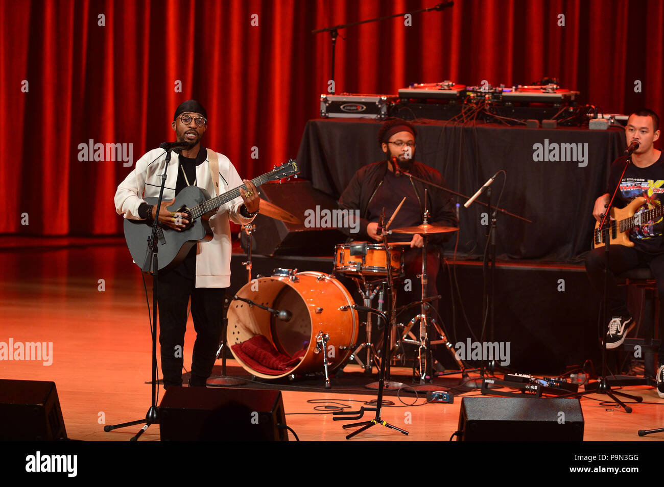 performs at Adrienne Arsht Center for the Performing Arts - Knight ...