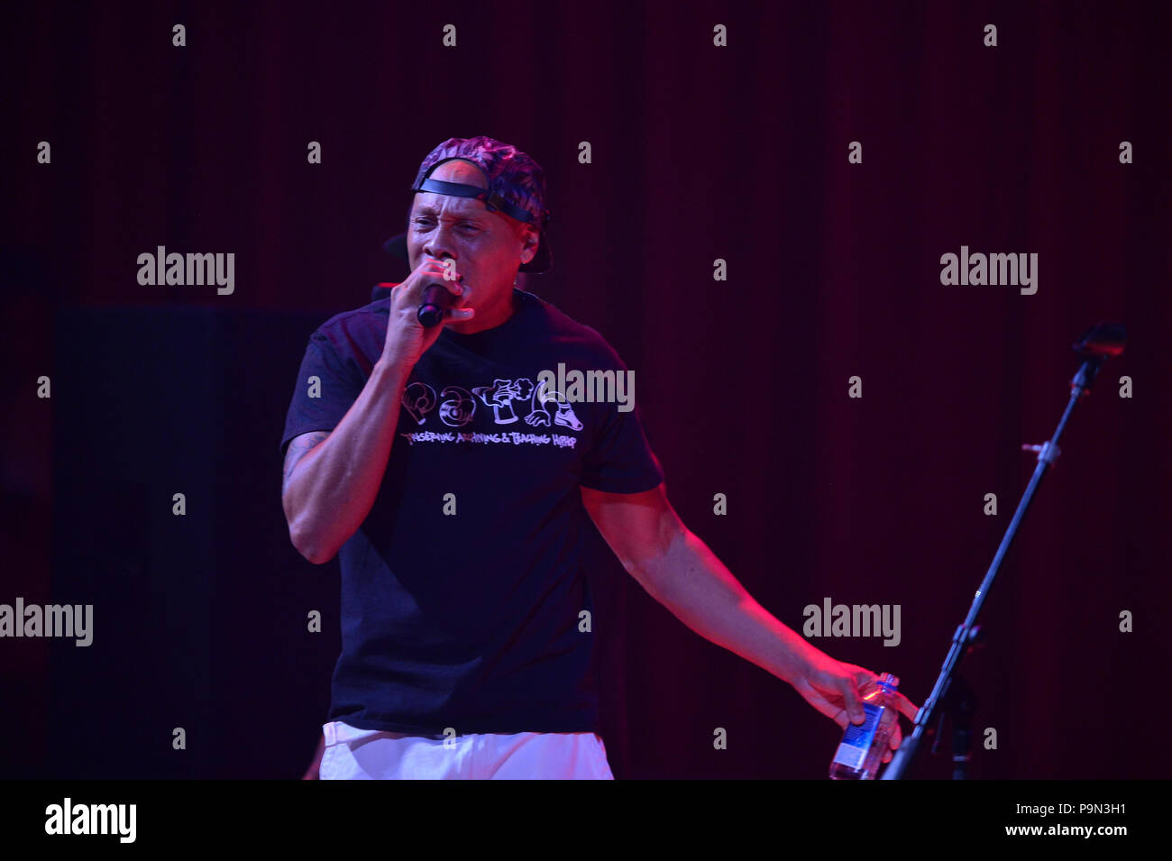 performs at Adrienne Arsht Center for the Performing Arts - Knight ...