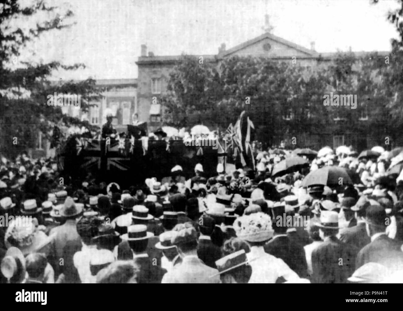 Bust unveiling Black and White Stock Photos & Images - Alamy