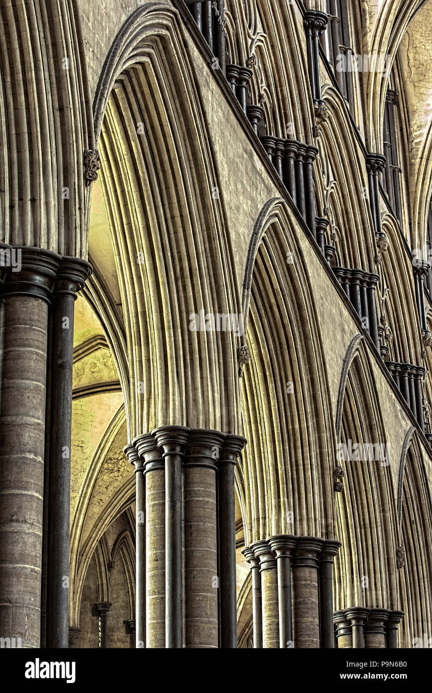 Arches and pillars at Salisbury Cathedral in England Stock Photo - Alamy