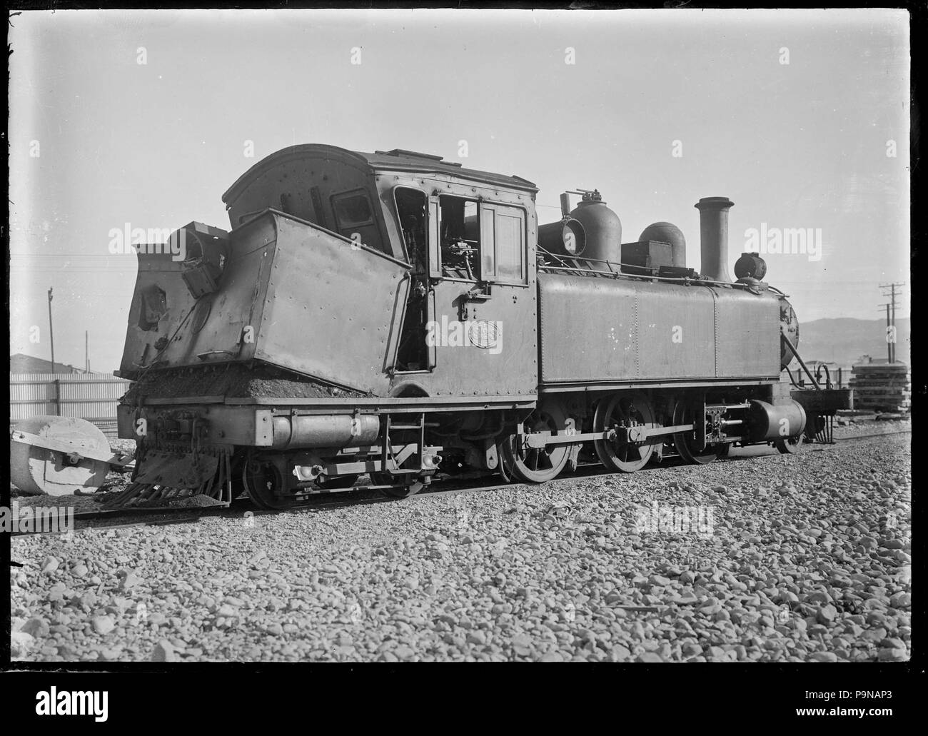 Class 323 locomotive hi-res stock photography and images - Alamy