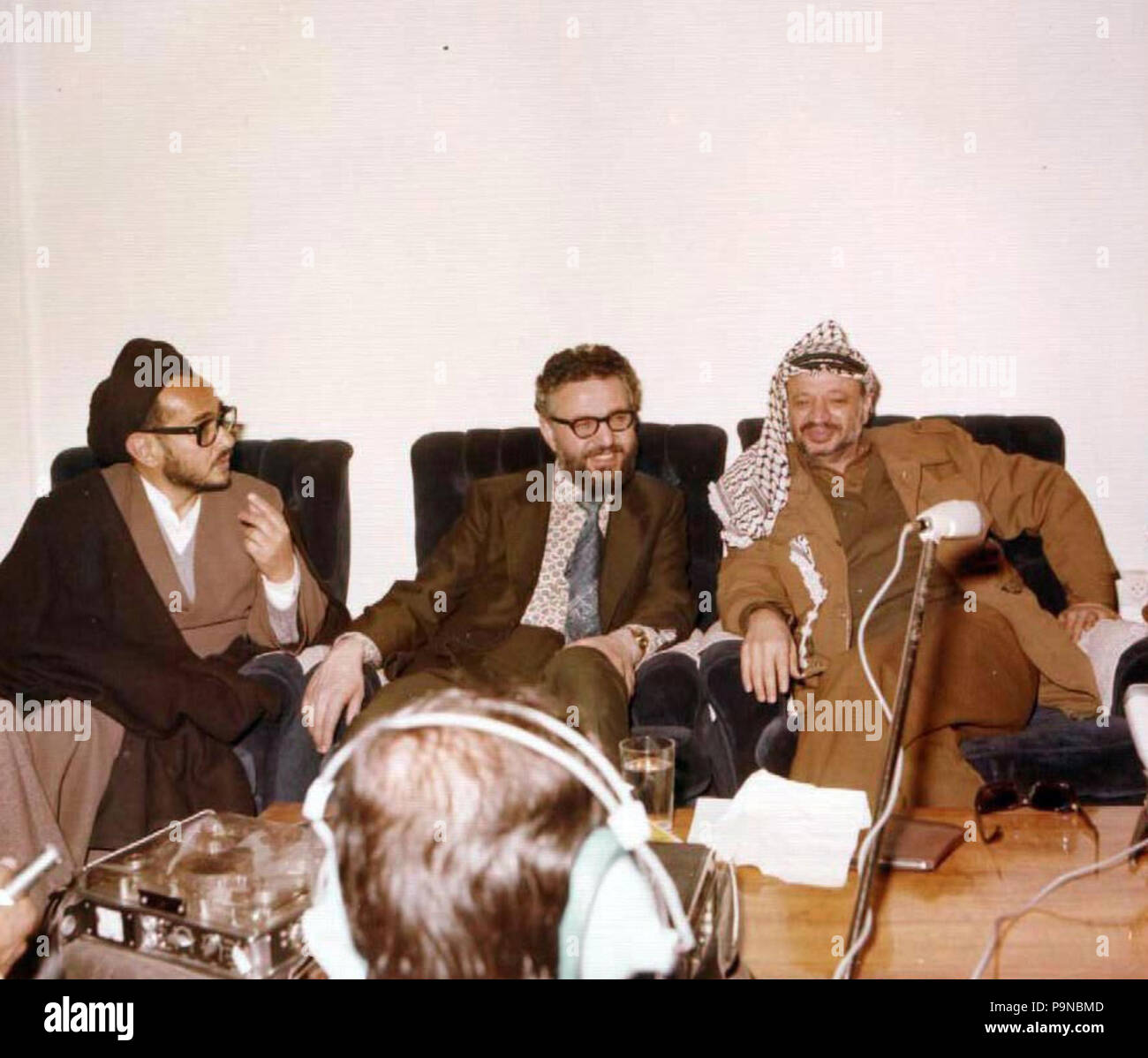 333 Yasser Arafat in Mashhad, with Ebrahim Yazdi and Abdul Karim Hashemi Nejad - February 1979 ...