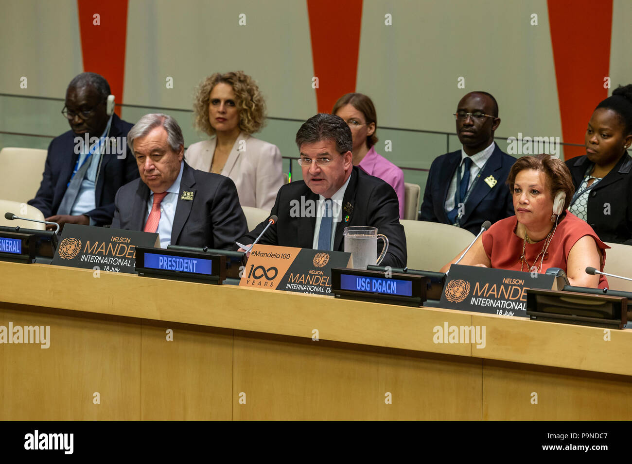 Attend the mandela day hi-res stock photography and images - Alamy