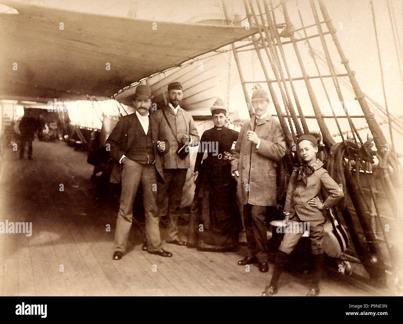 Steamer ship 1880s hi-res stock photography and images - Alamy