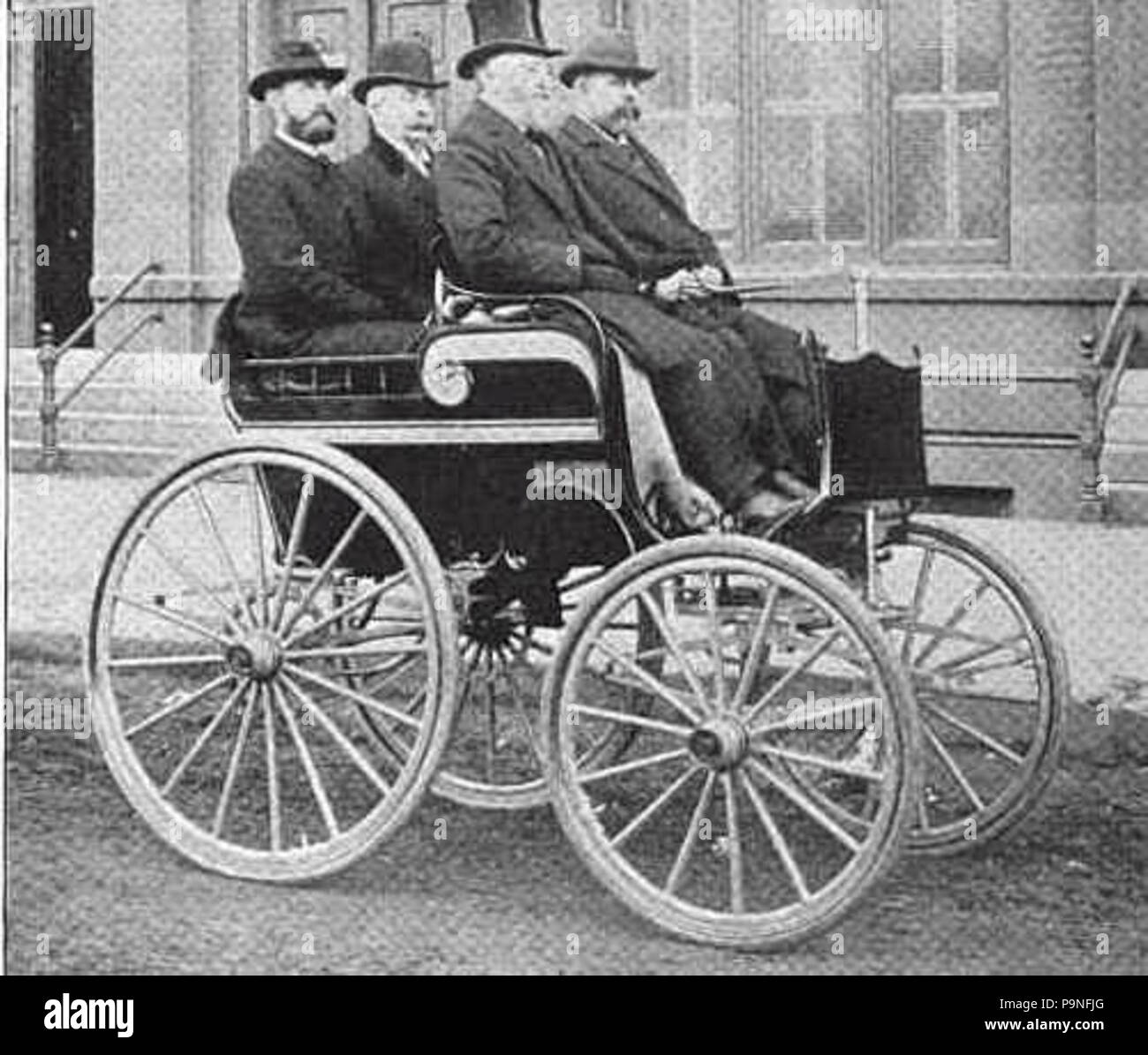 23 1895 Hartley Motor Trap Stock Photo - Alamy