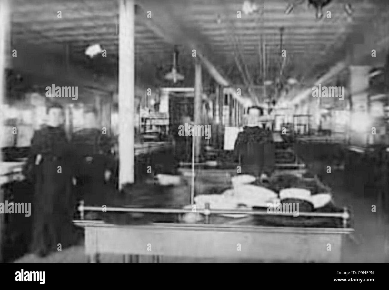 Millinery store hi-res stock photography and images - Alamy